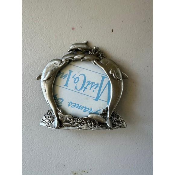 Accents | Vintage 3d Metal Textured 7 Dolphin Circular Self Standing ...